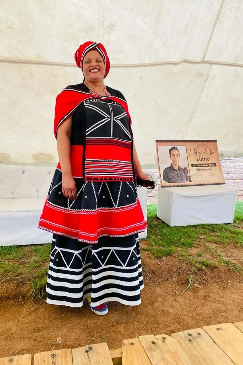 Umbhaco Xhosa Attire | Order Worldwide